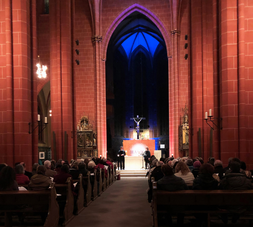 Hagios in Frankfurt: Friedenskonzert mit Helge Burggrabe